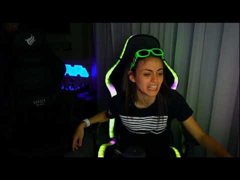 loud voltan e loud babi dançando em live