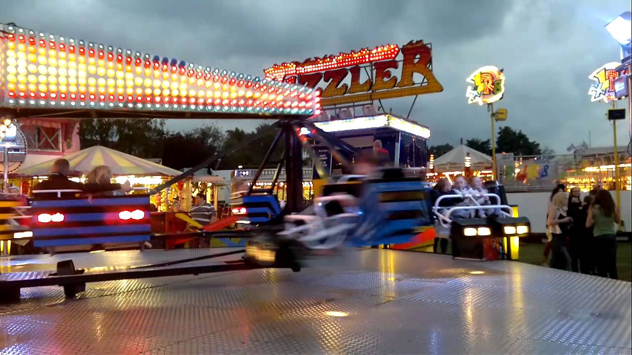 Billy Bates Fun Fair Syston Leicester. Sizzler ride September 15th 2012 ...