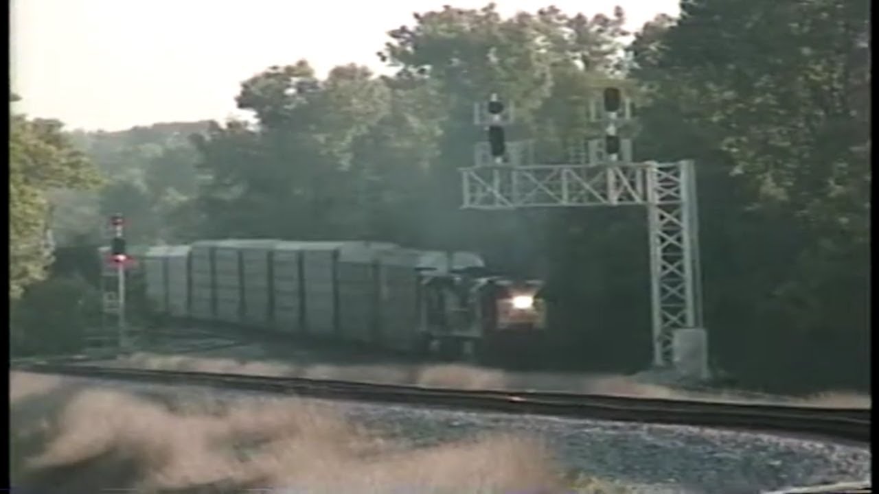 CSX C30-7 at Sidney, OH 1999 - YouTube