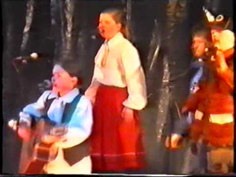 Kelly Family - Chicken Pies