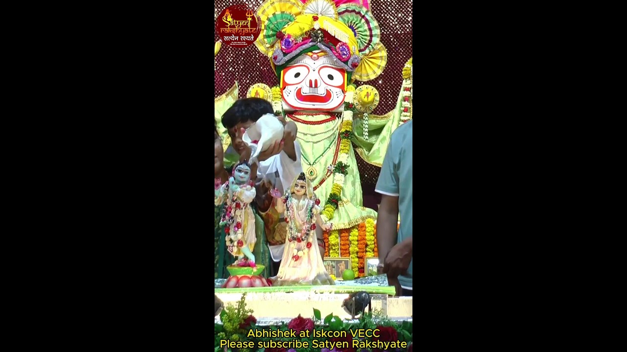 "Live ISKCON Sankirtan: Chanting Hare Krishna with Devotees"🎤🕉️ - YouTube