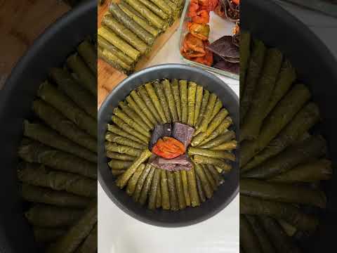 Kalem gibi sarma için bu yöntemden hızlısını bulamadım #shorts #dolma