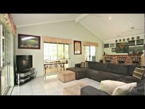 9 Spotted Gum Lane, Cashmere QLD 4500 - YouTube
