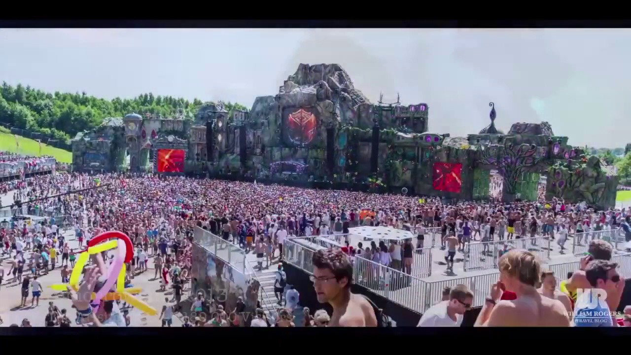 The Evolution of Tomorrowland Main Stages (2005-2017) - YouTube
