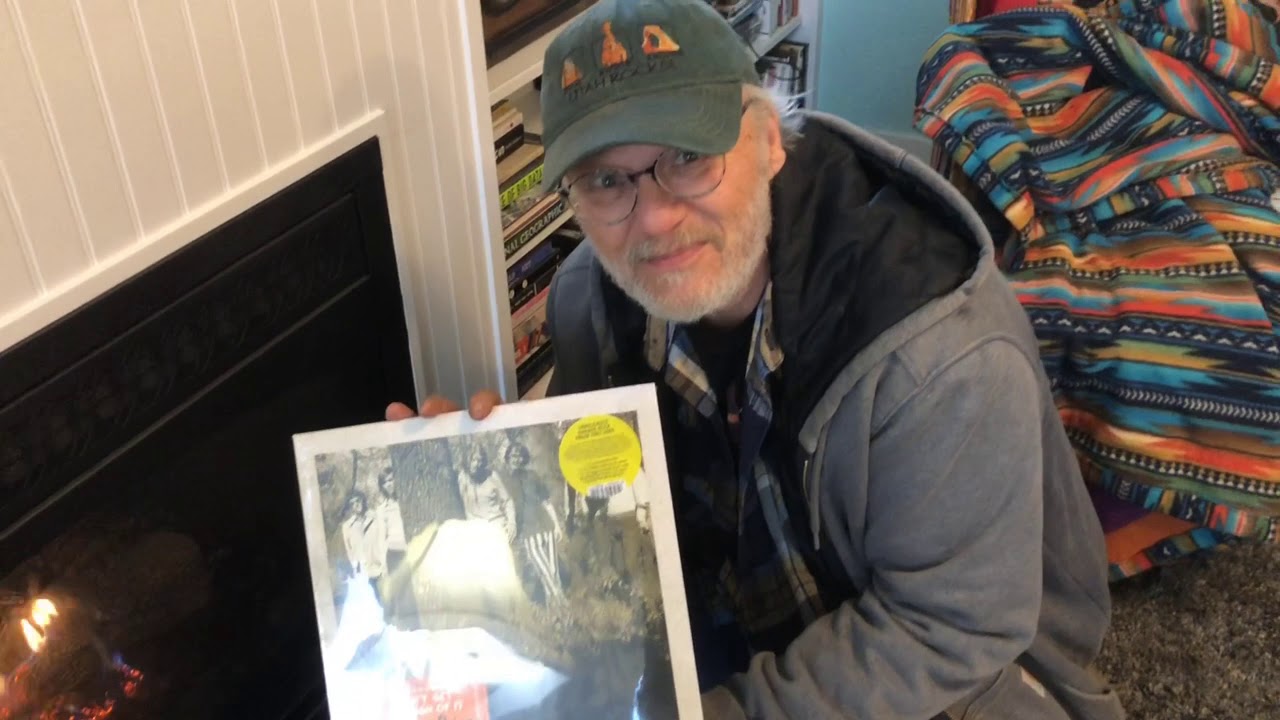 Morning Reign CDs, 45 rpm singles, and LPs arrive from Germany - YouTube