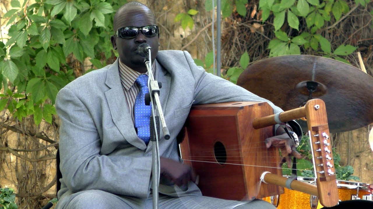 Gordon Koang Live 2020 ( Fremantle ) - YouTube