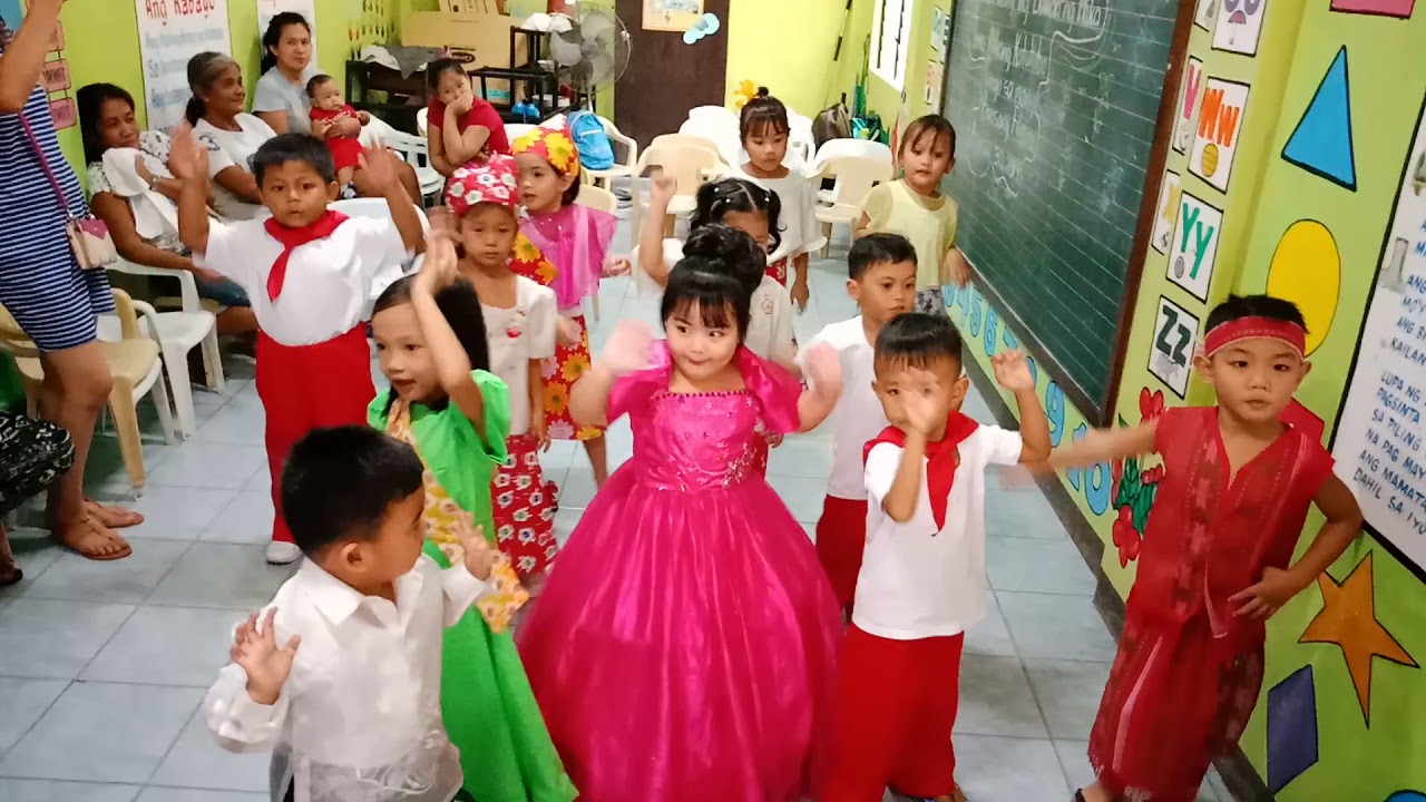 Sabay sabay tayo- Day Care of Dinalaoan - YouTube