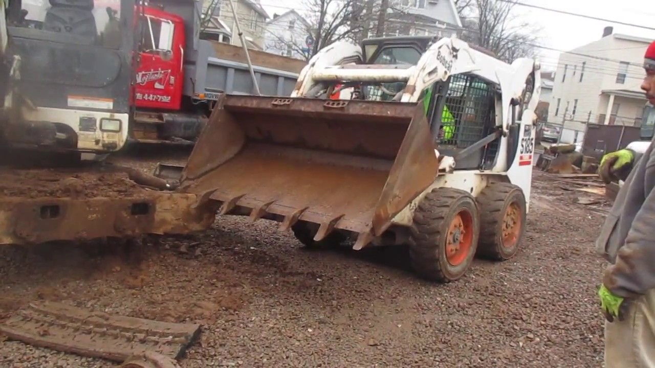 How to Change Tracks on an Excavator and Track Skid Loader - YouTube