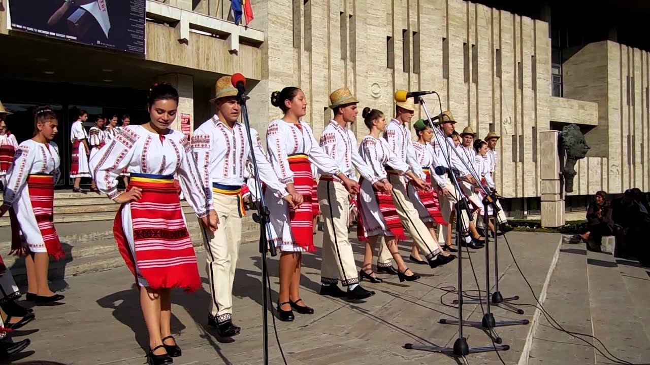 Sarba Daogarilor - YouTube