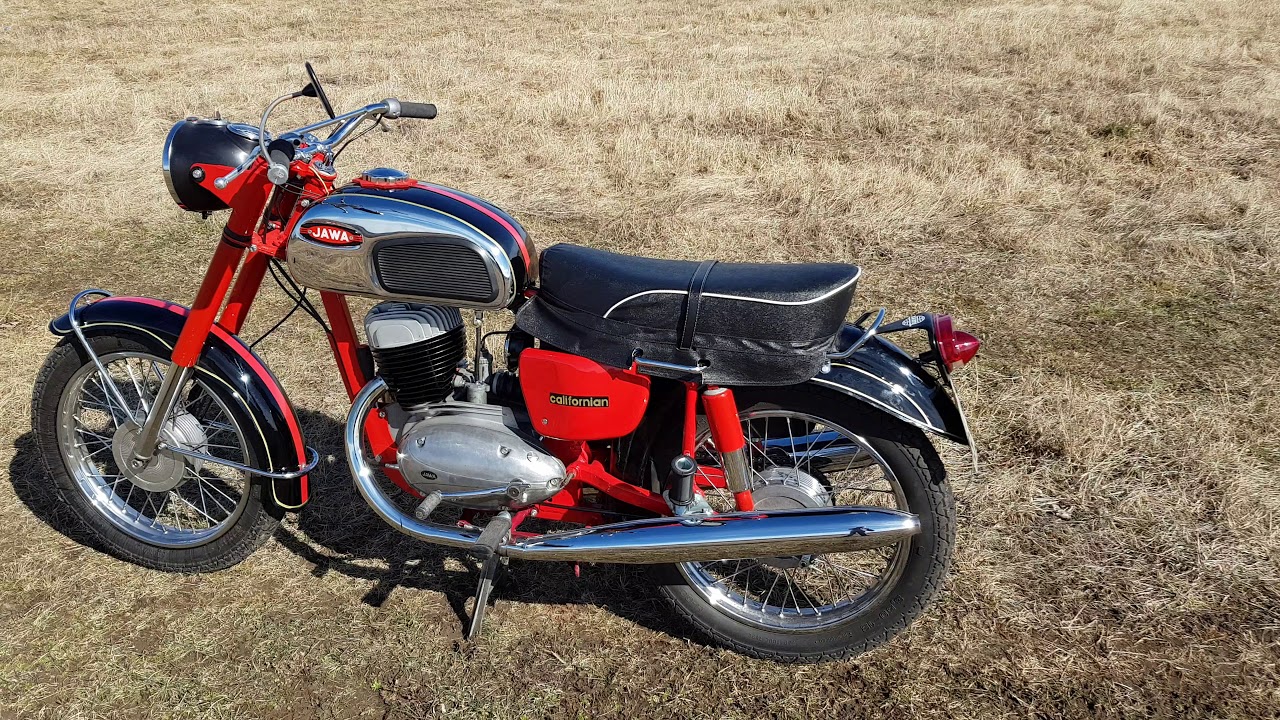 Jawa 250/590 Californian volnoběh - YouTube