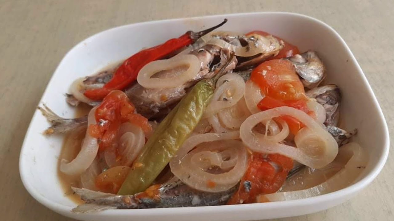 Pinangat na isda sa kamatis(KaPusit Version) - YouTube
