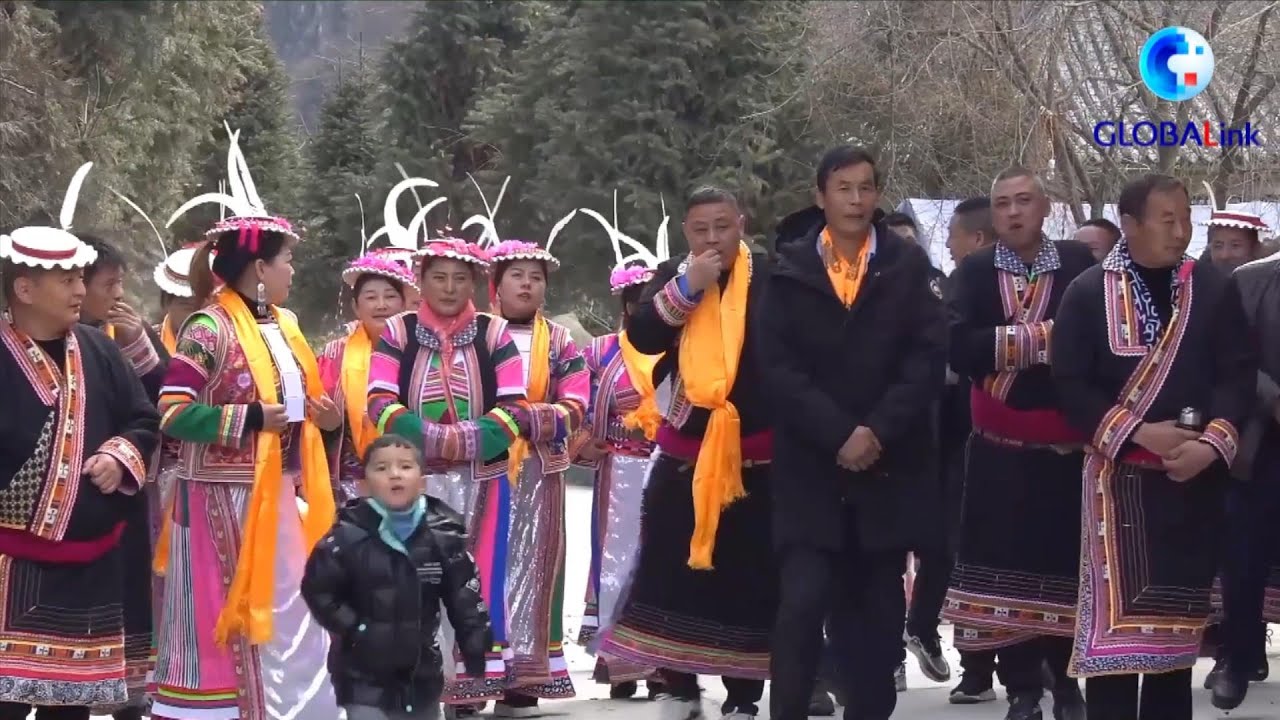 A glimpse at mysterious Baima Tibetans' wedding in Gansu, China - YouTube