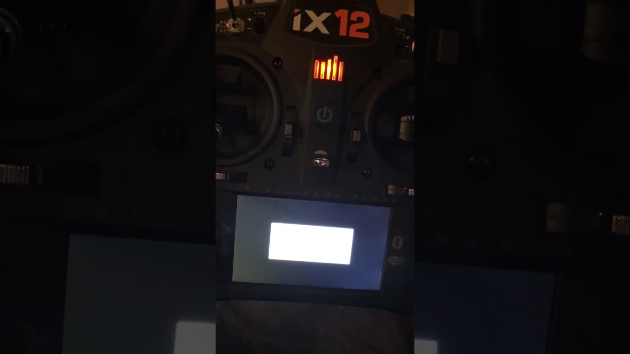 Spektrum IX12 issue - YouTube