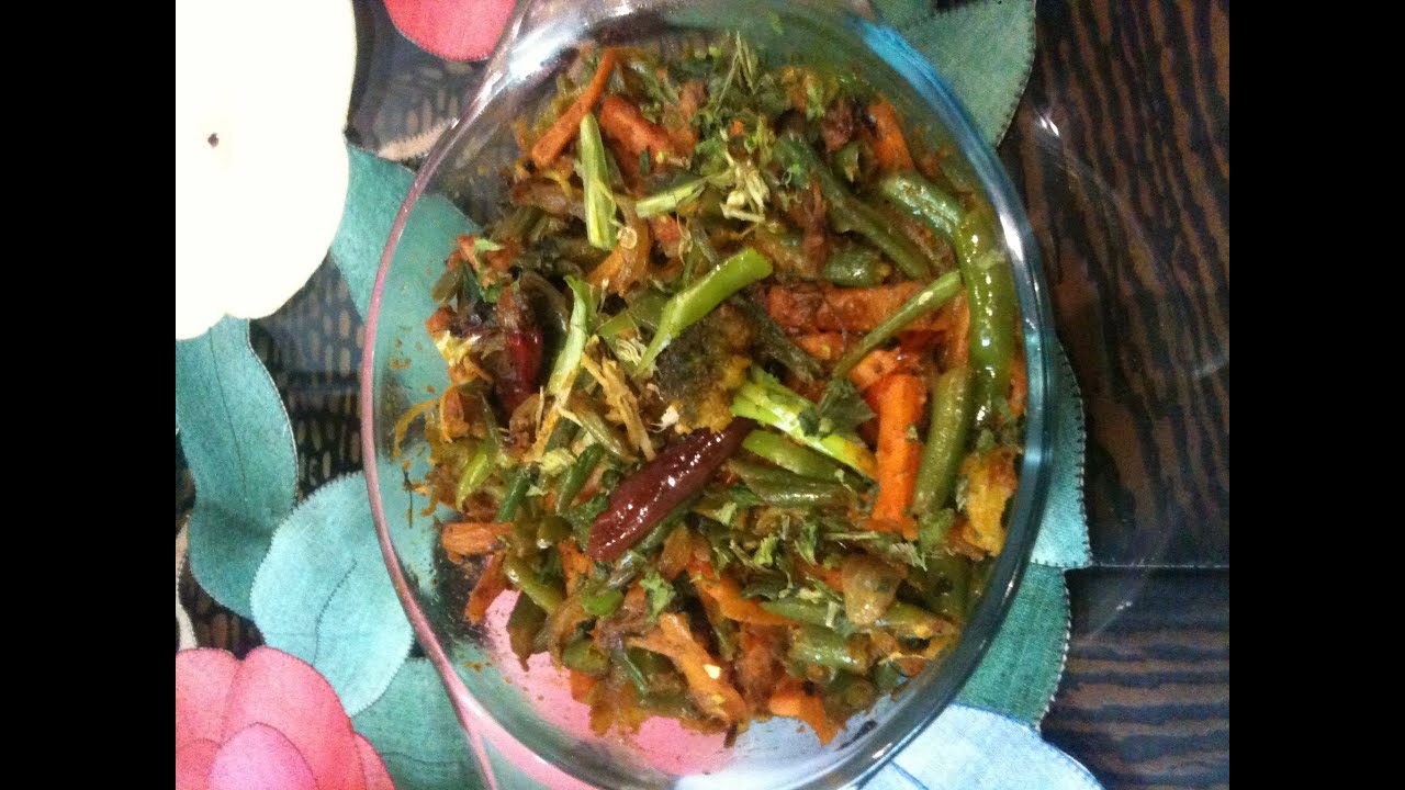 Vegetable Jhalfraezi- Dry Vegetable by kavita the chef - YouTube