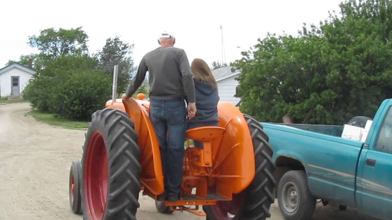 1953 Minneapolis Moline model Z tractor, fully restored. Less than 500 ...