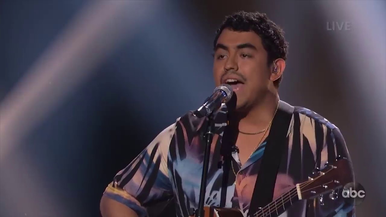 Alejandro Aranda Sings No Woman, No Cry by Bob Marley | American Idol ...