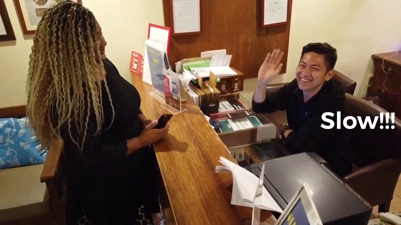 Fresh Filipino Pranks - Pranking Hotel Staff At Reddoorz Hotels ...