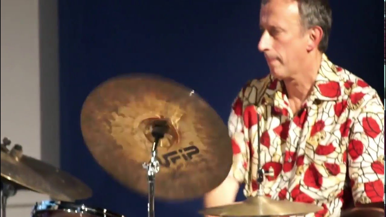 Hammondism - Marco Volpe trio @ Jazz at Alphaville - YouTube