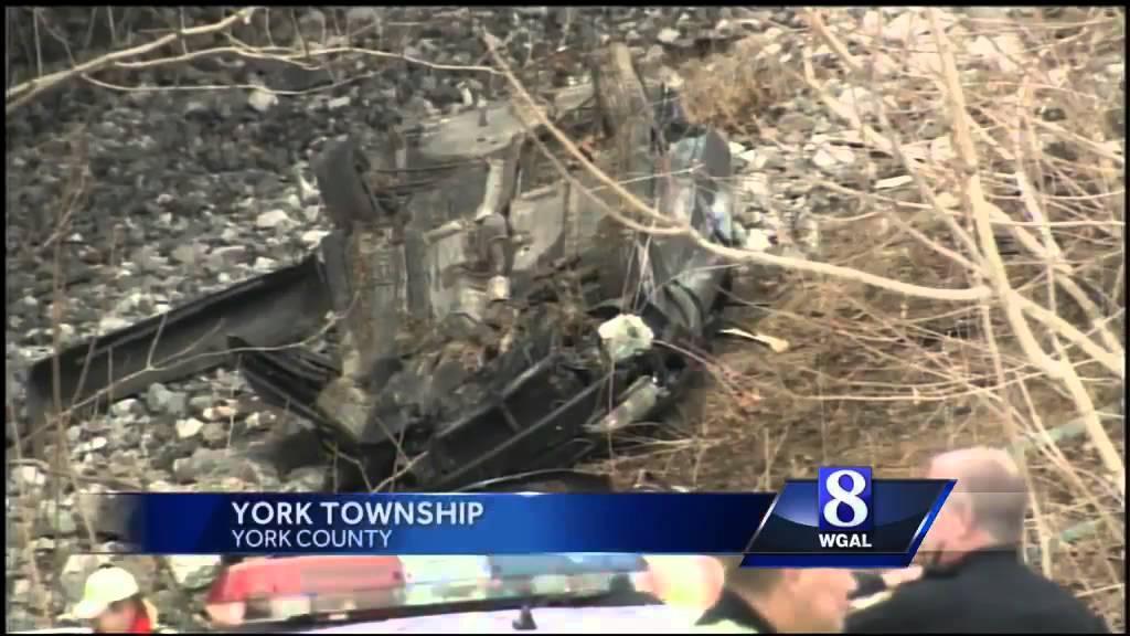 Car flies off overpass in deadly York County crash - YouTube
