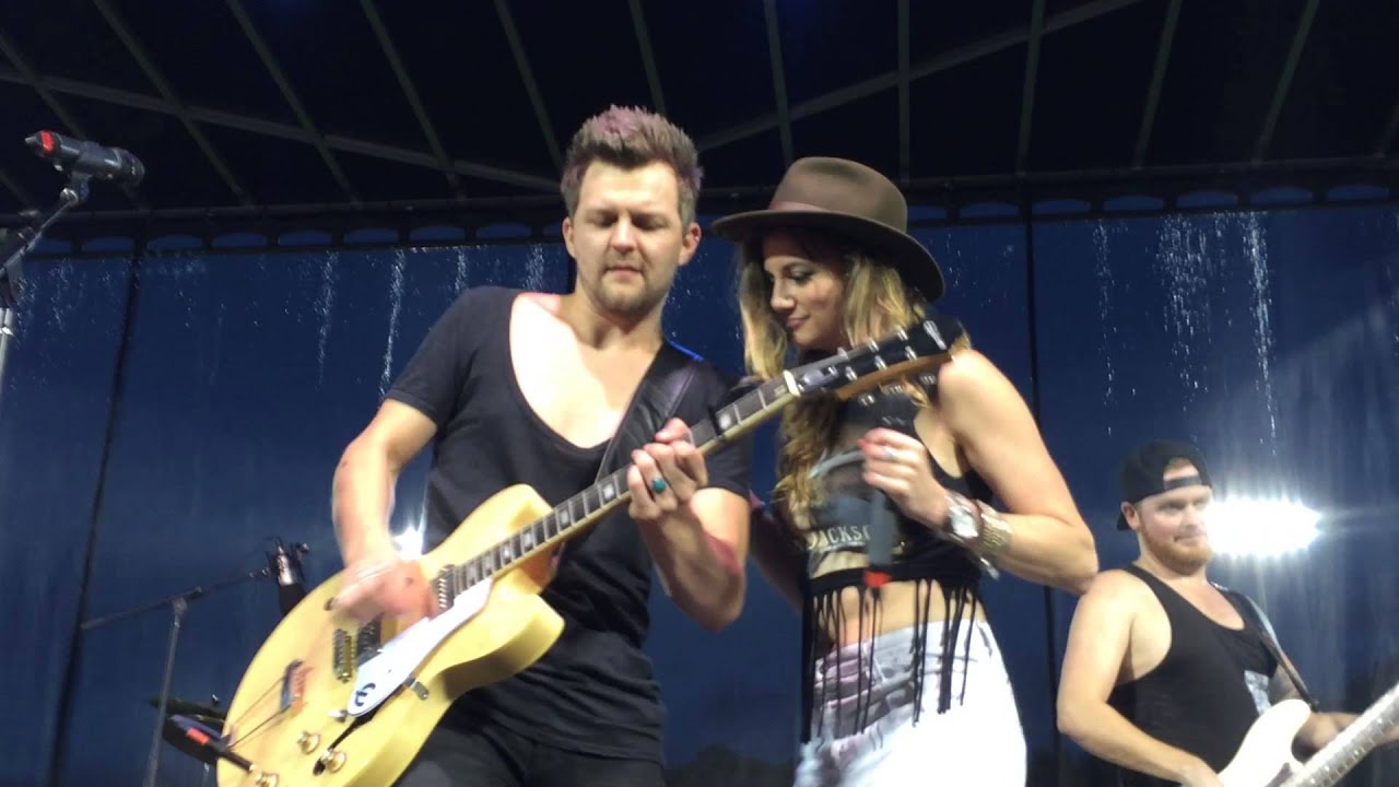 Native Run sings "High Heels and Four Wheels" at 2015 Freedom Fest in ...