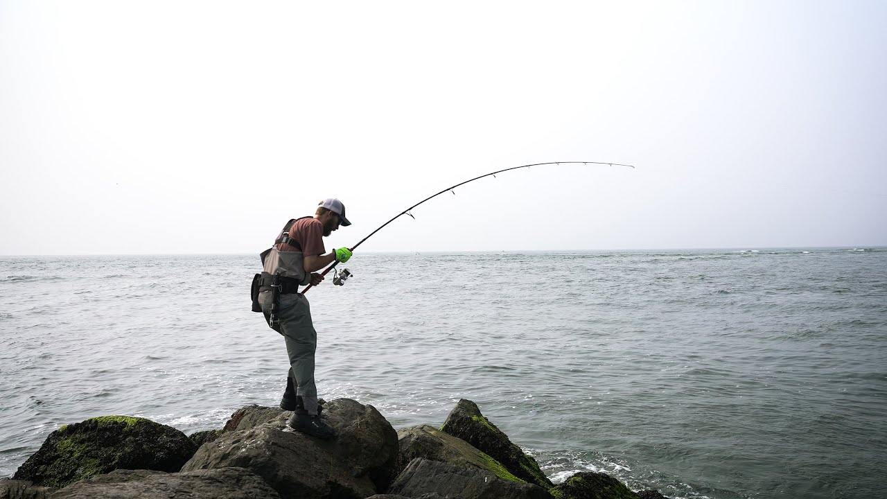 Unexpected GIANT Fish Almost Pulls Me IN! - YouTube