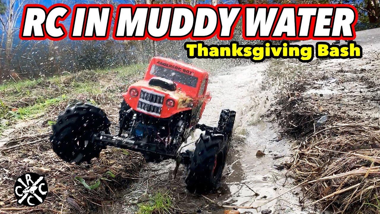 RC Mud Truck Fun For Thanksgiving - YouTube