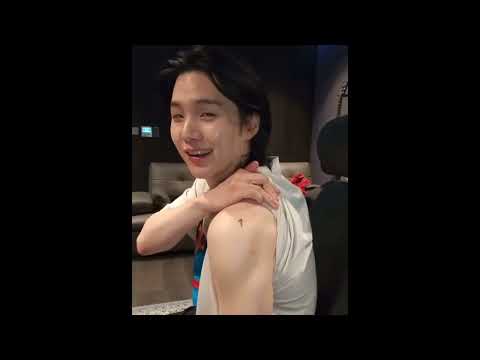 ARMY BIKIN PANIK SETELAH MELIHAT TATO SUGA SETELAH KONSERNYA | BTS