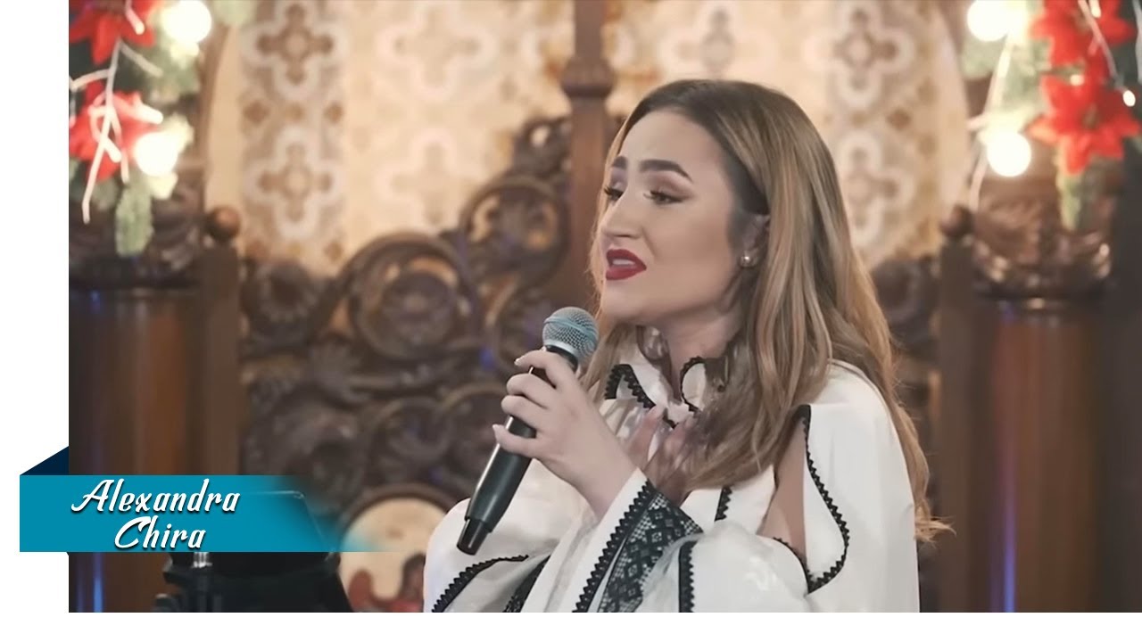 Alexandra Chira - Vin colindatorii (LIVE) - YouTube