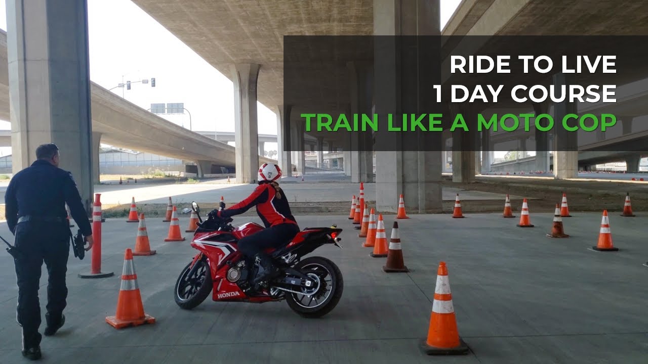 Police Motorcycle Skills "Ride to Live" - taking part in a public class ...
