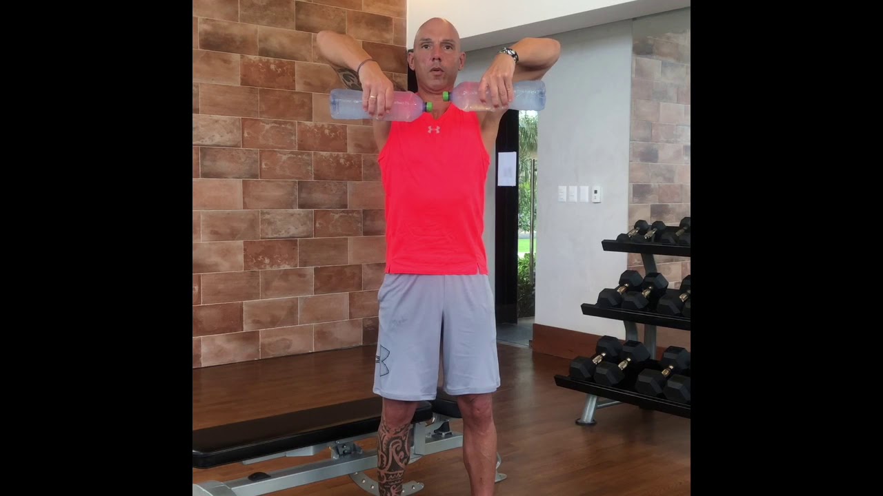 Hombros (remo al mentón con botellas) - YouTube