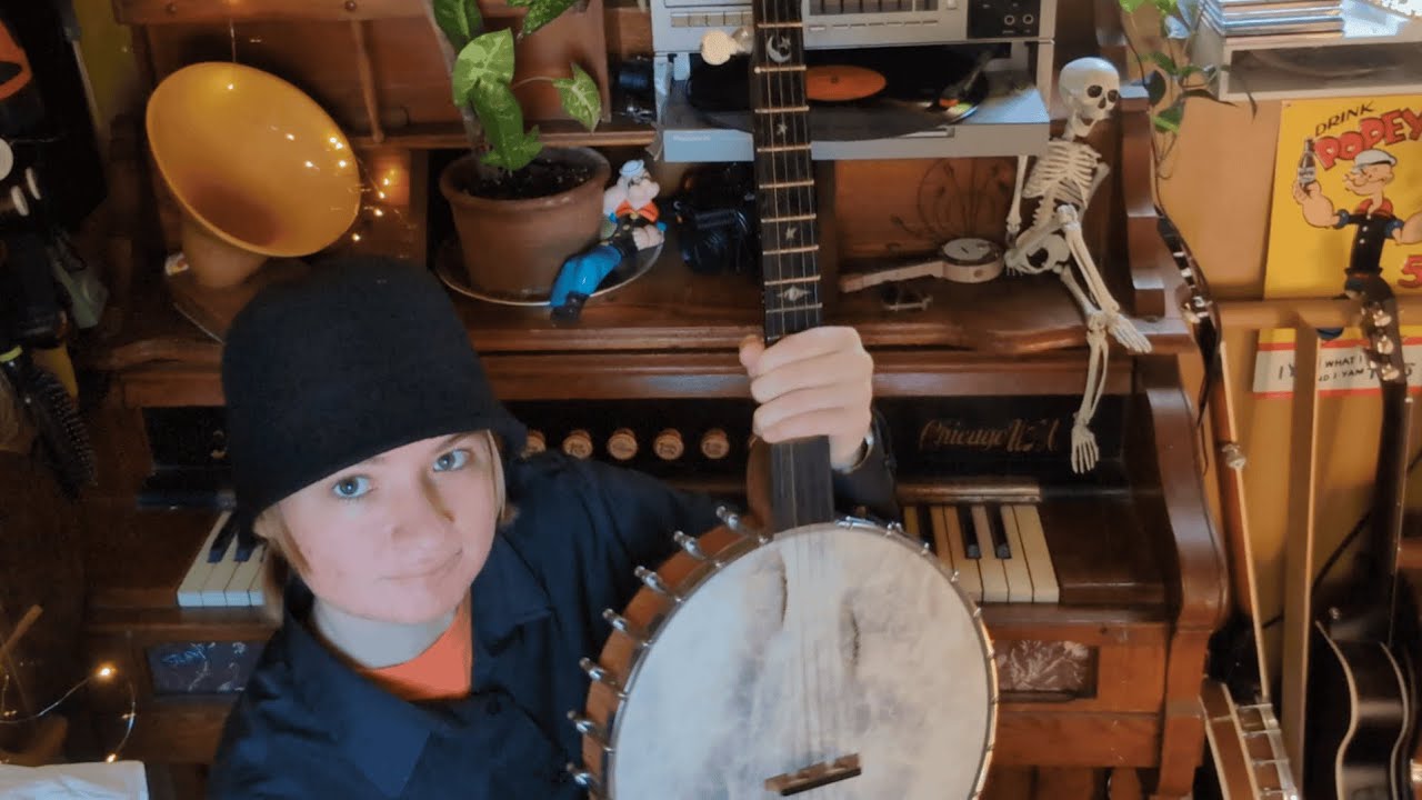 Spooky Banjo and Organ Music for Halloween! - YouTube