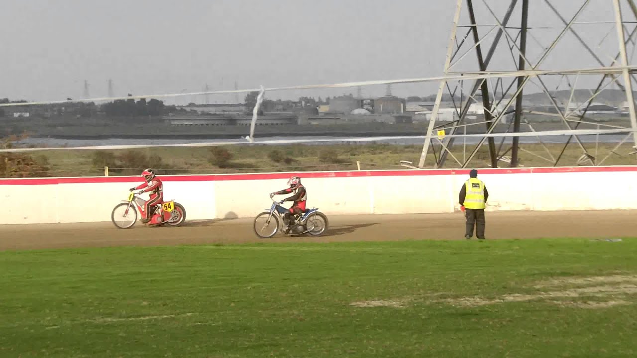 Graham and Dave H at Ivor Thomas Memorial - YouTube