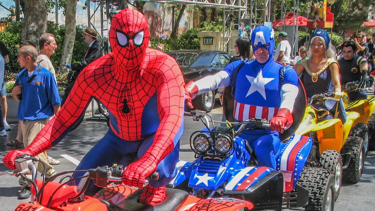 Universal Studio Hollywood Part 1 - Walk Around, Marvel Superhero - YouTube