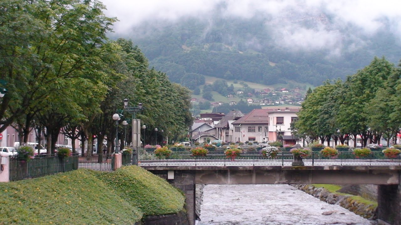 SALLANCHES, FRENCH ALPS, FRANCE - YouTube
