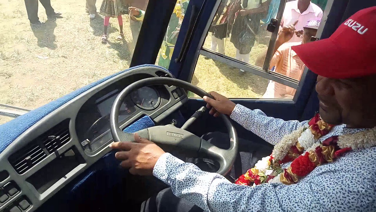 Ali Mbogo Donates a Bus to Hassan Joho girls secondary school - YouTube