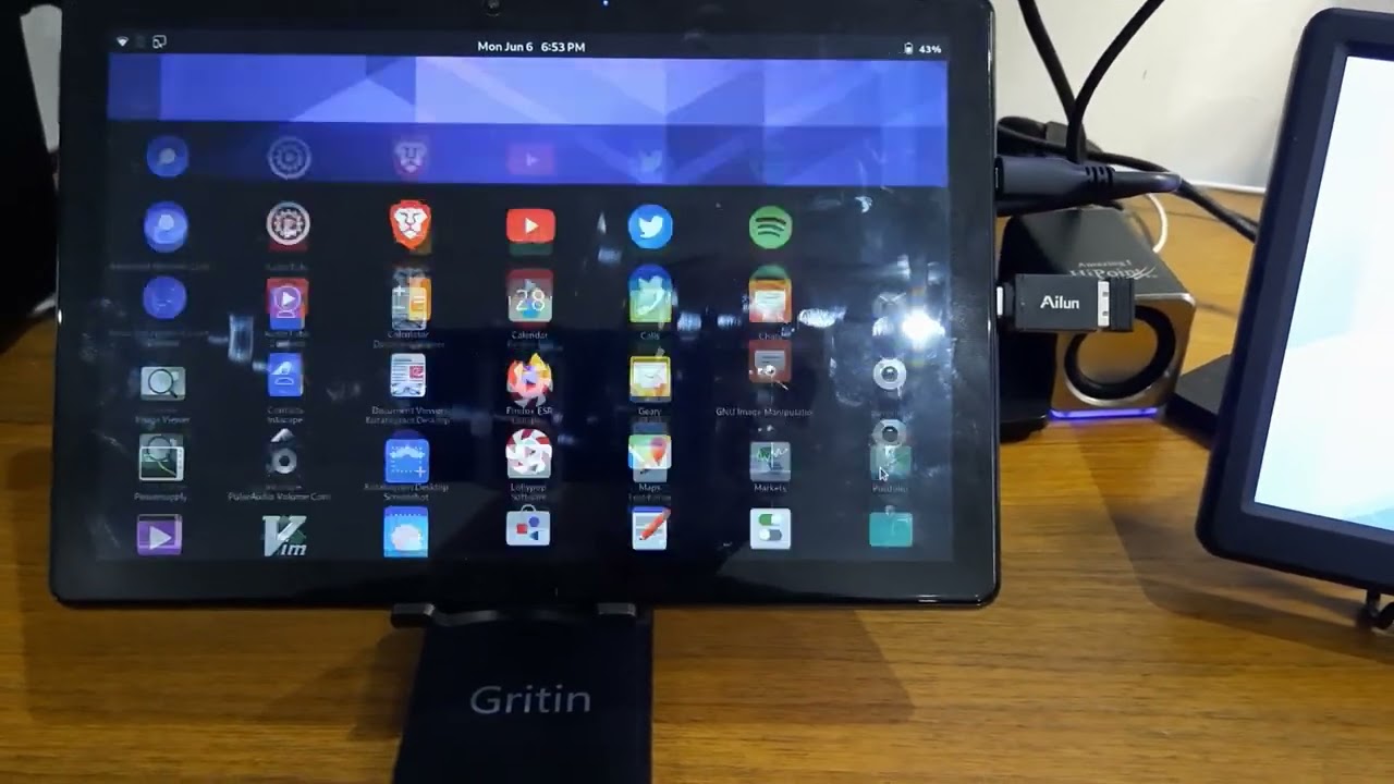 Mobian on Chuwi Hi10 GO (Linux Tablet) - YouTube