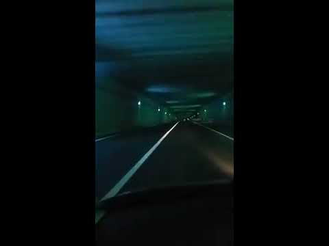 Gece süper araba sürme videosu
