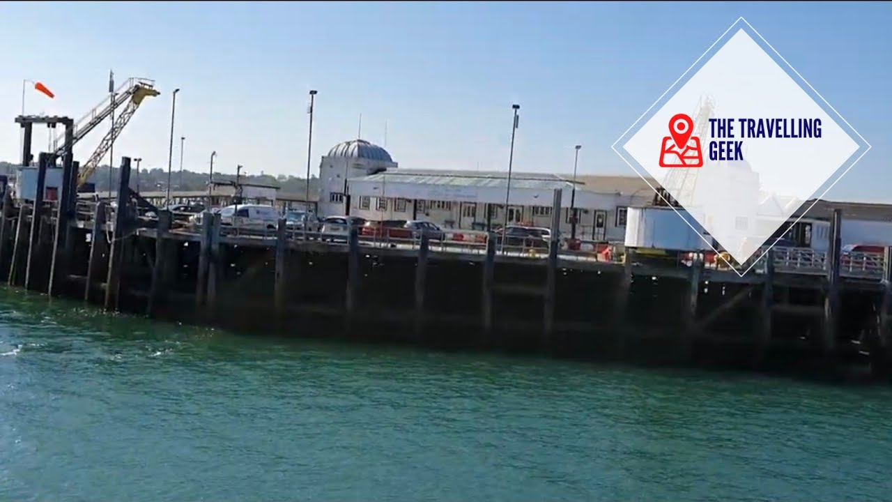 Wight Ryder 2 leaving Ryde - YouTube