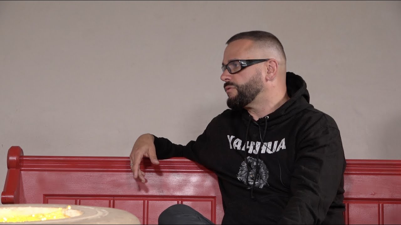 #07 Im Gespräch mit Dero Goi - YouTube