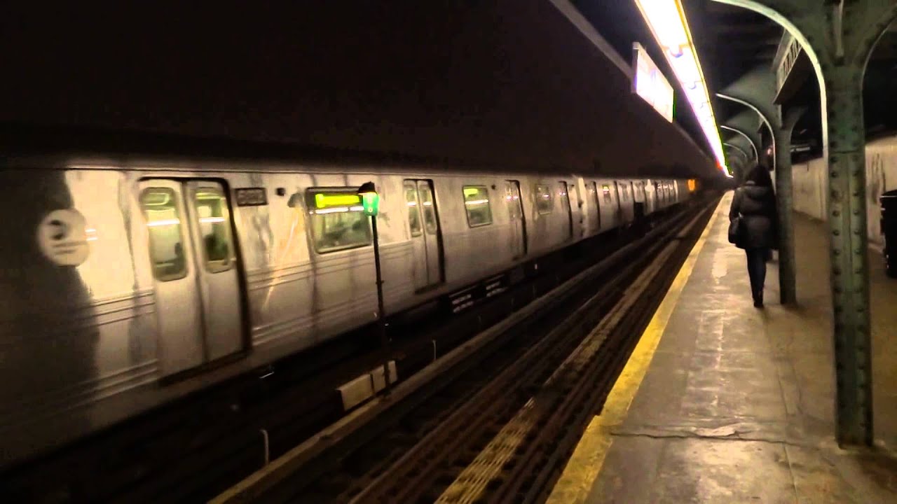 IND Liberty Avenue Express: Howard Beach-JFK Airport bound R-46 A ...