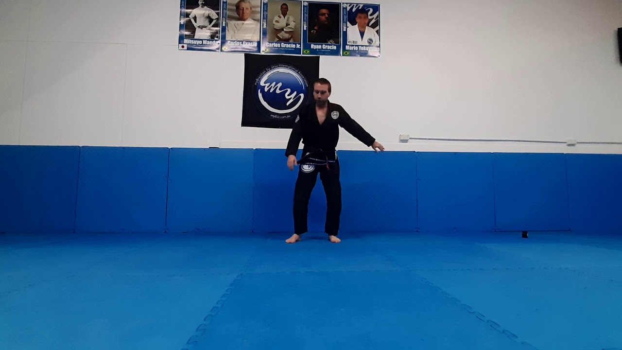 How to do a side breakfall. - YouTube