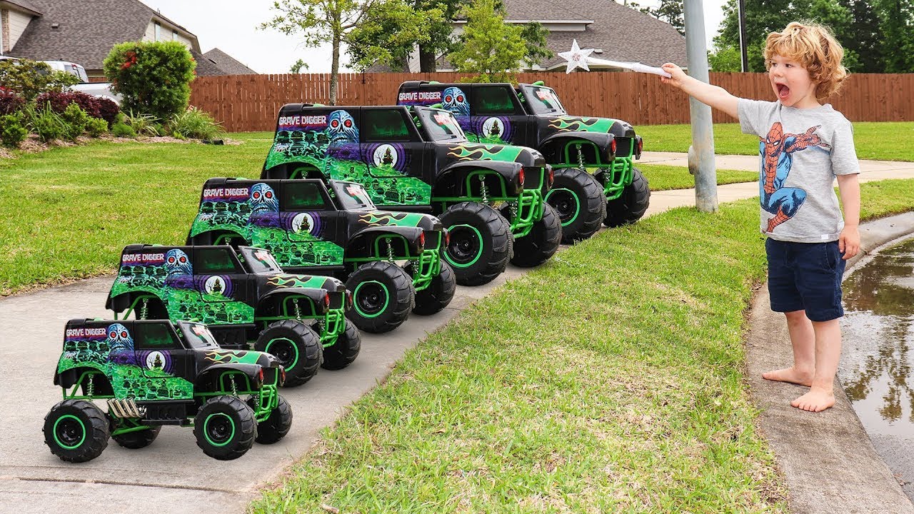 Monster Truck Kids Racing | Kids Pretend Play with Monstear Truck Toys ...