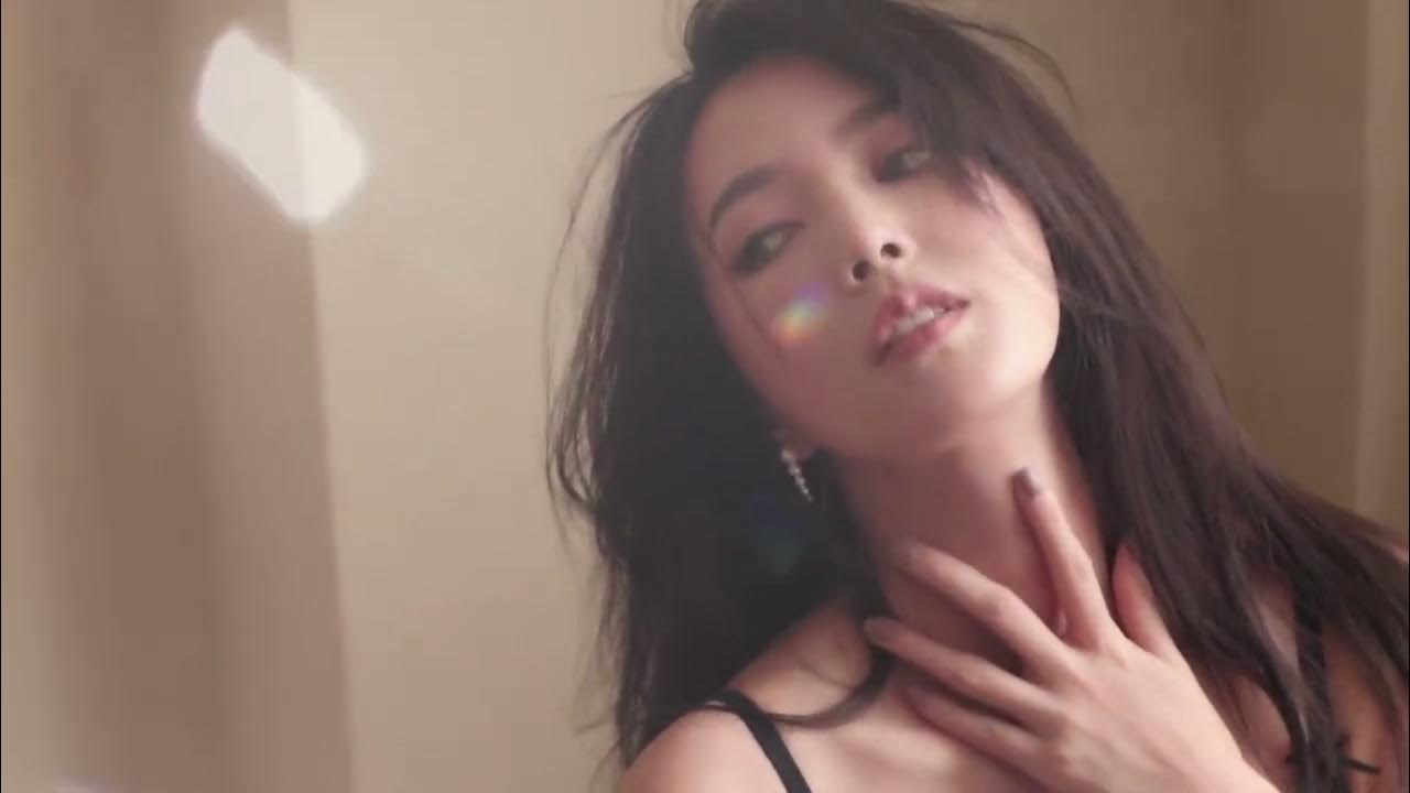 拐拐 Sabrina Qmomo內衣廣告 - L鋼圈裸肌蕾絲花朵成套內衣 - YouTube