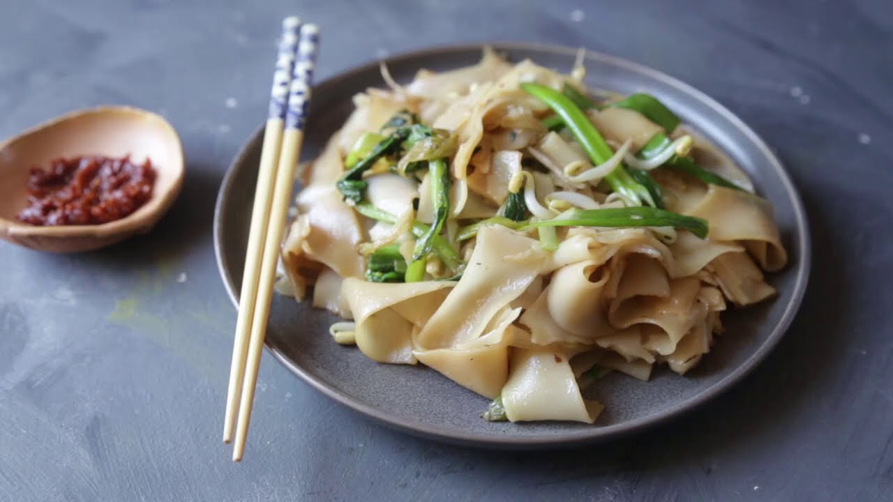 Easy Pek Cha Kwetiau / Kwetiau Goreng Polos (Plain Char Kway Teow ...