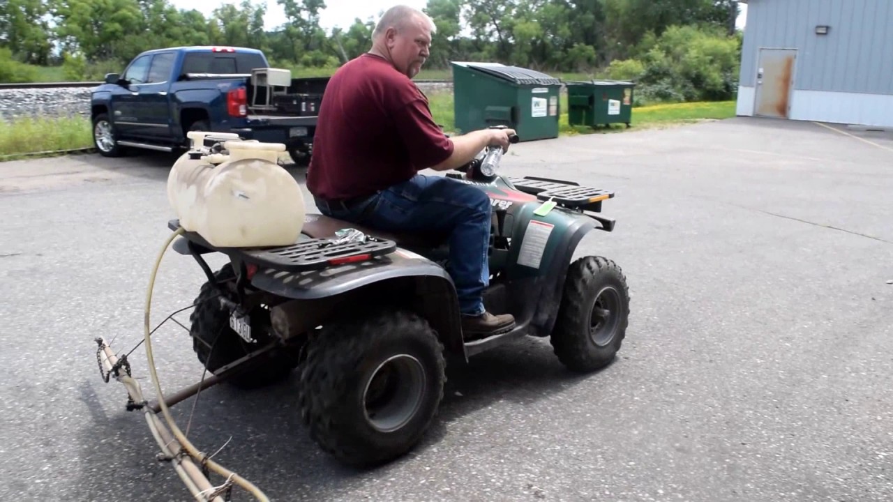 Polaris Xplorer 300 4X4 - YouTube