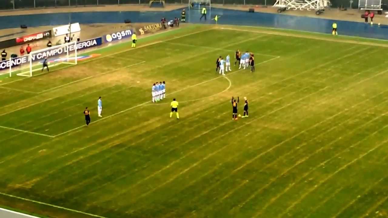 Hellas Verona-Lazio 4a1..Gol di Luca Toni di testa.1a0..Stadio ...