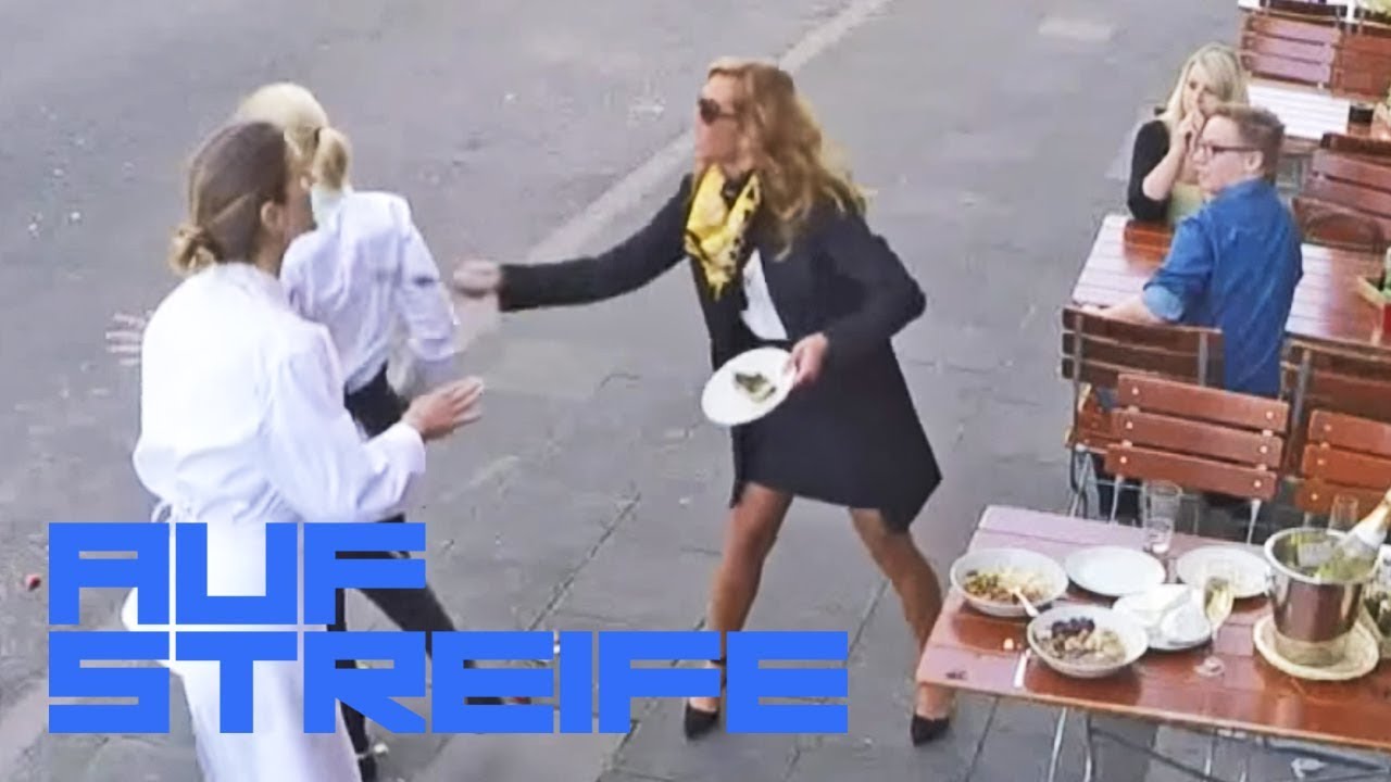 Stephan Sindera klärt: Kundin attackiert Kellnerin | Auf Streife | SAT ...