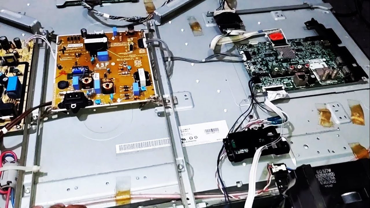 Adaptando placa Principal de TV smart Led em TV LCD Antiga - YouTube
