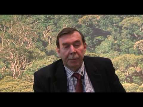 Peter Gardiner 01 - YouTube