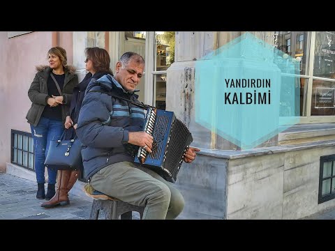 Yandırdın Kalbimi. Akordiyon Müzikle Şahane Ritim. Taksim İstiklal Caddesi Sokak Sanatçıları .HD